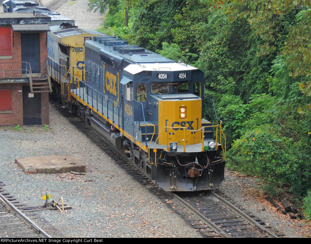 CSX 4054 (2)